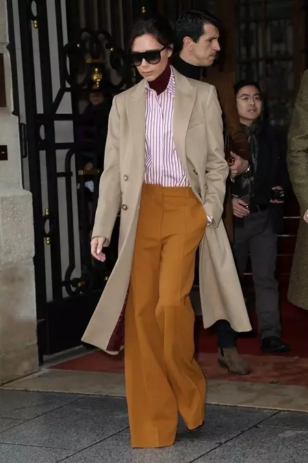 How to wear wide pants and look cool: learn from Victoria Beckham. 63528_1