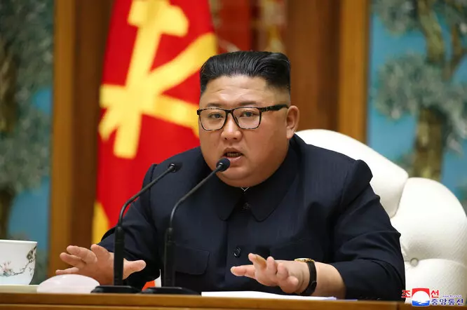 Media Western: Pimpinan Korea Utara Kim Jong Yun Kritis sawise operasi jantung 6355_3