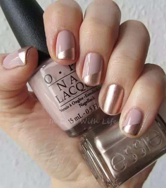 Feminine and gentle: 30 spectacular ideas for pink manicure 64576_19