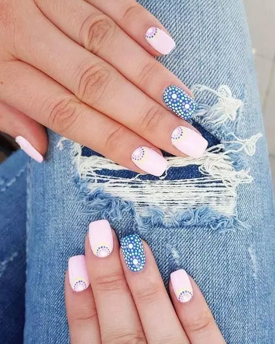 Feminine and gentle: 30 spectacular ideas for pink manicure 64576_2