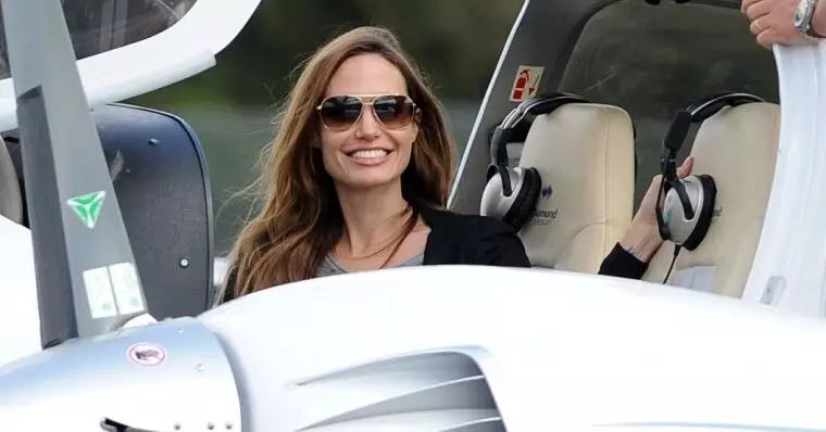 Angelina Jolie: Ah, what a woman!