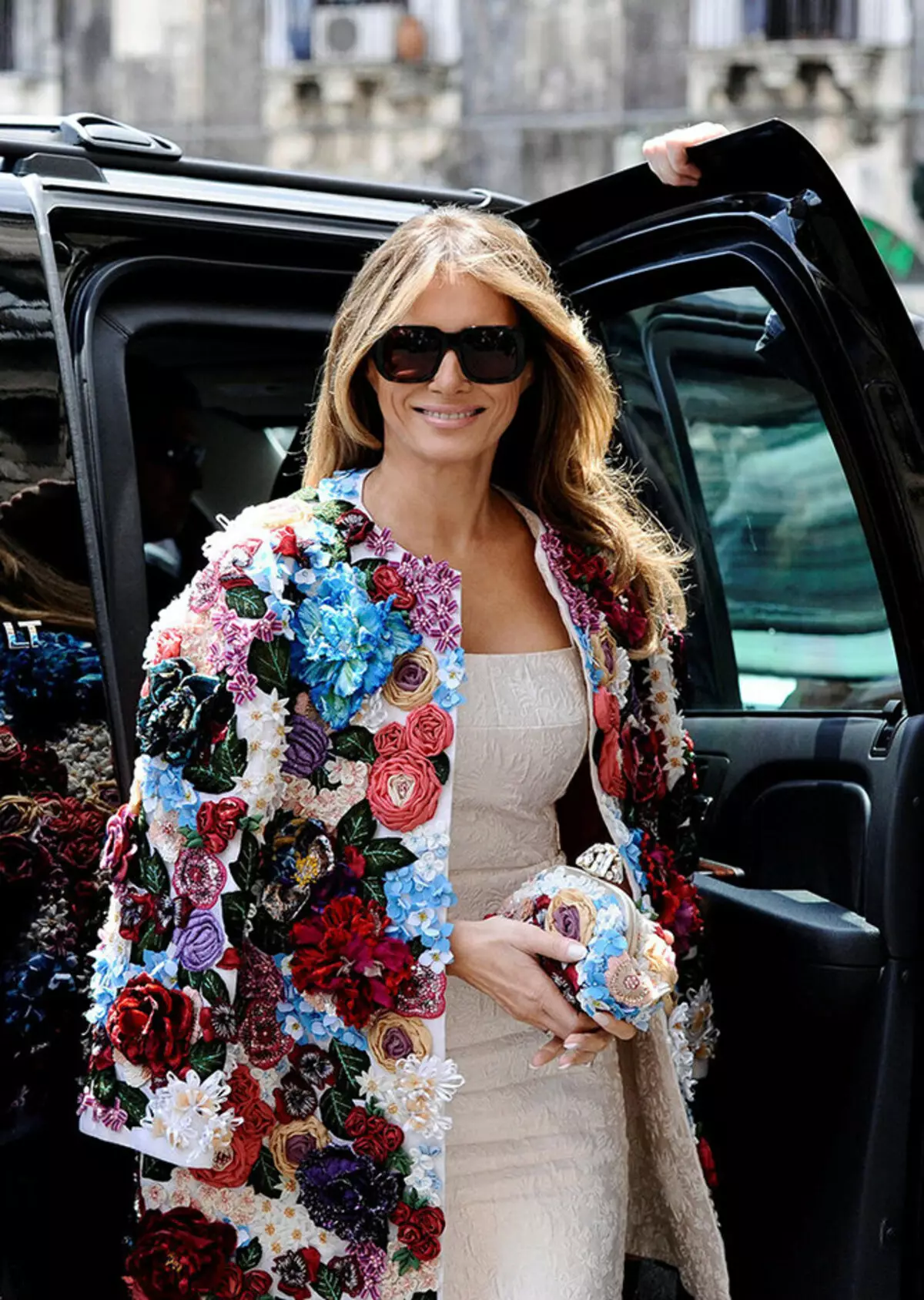 Melania senza immortalità: 5 degli abiti più infruttuosi della signora Trump 6596_4
