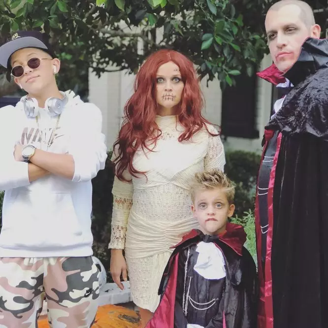 Heidi Klum, Reese Witherspoon i inni: Gwiazdy, które uwielbiają ubierać się na Halloween 906_3